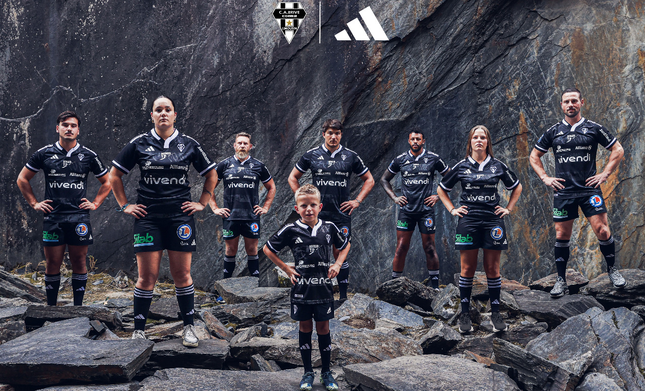 Le CA Brive présente son maillot domicile pour la saison 2025/2026 ...