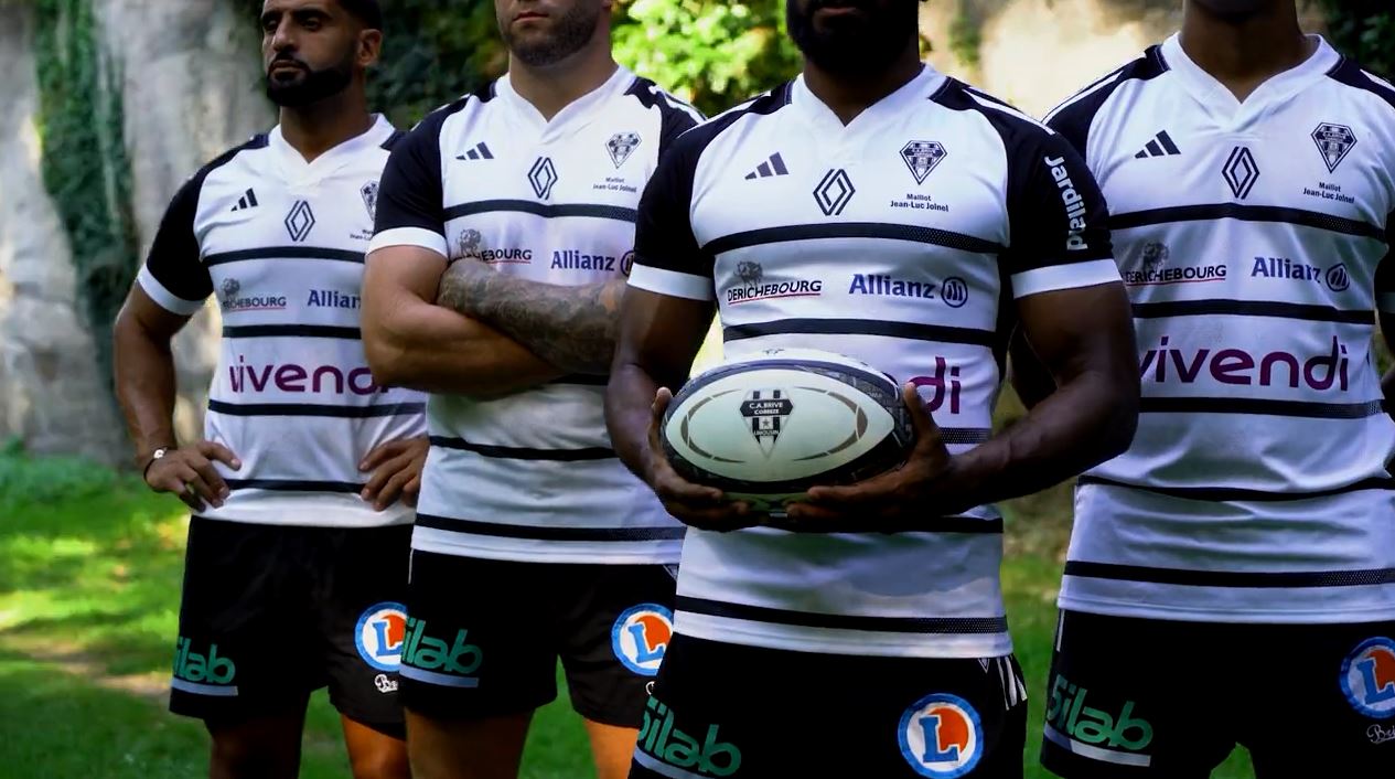 Le CA Brive présente son nouveau maillot domicile pour la saison 2023/ ...