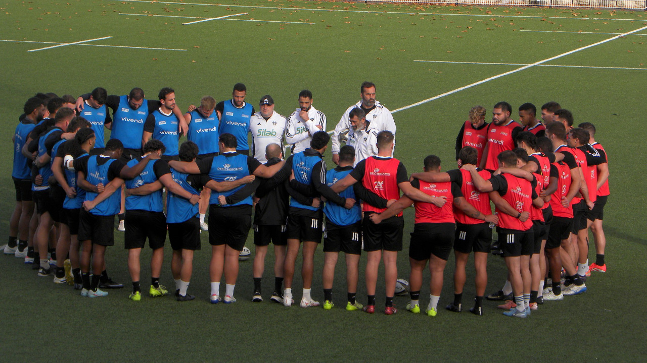 Le CA Brive se prépare avant la réception de Mont de Marsan en Pro D2 ...