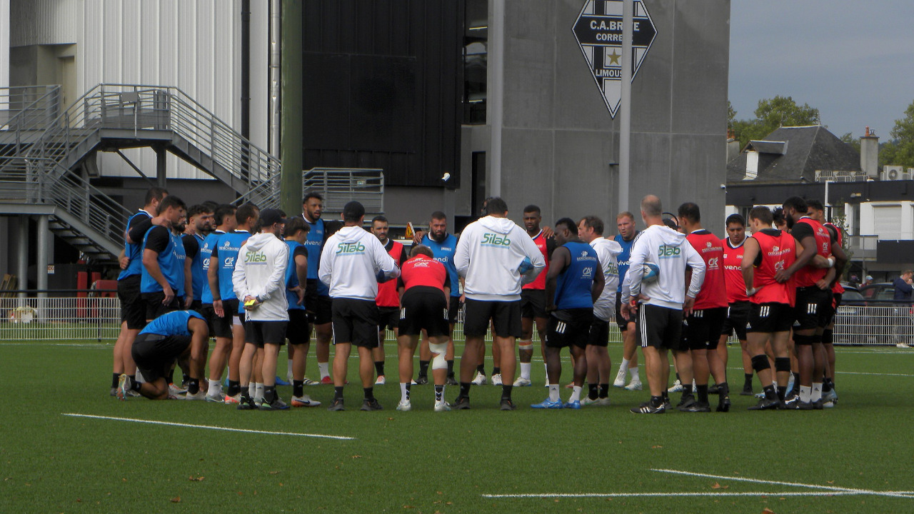 Le CA Brive se prépare avant le déplacement à Mont de Marsan en Pro D2 ...