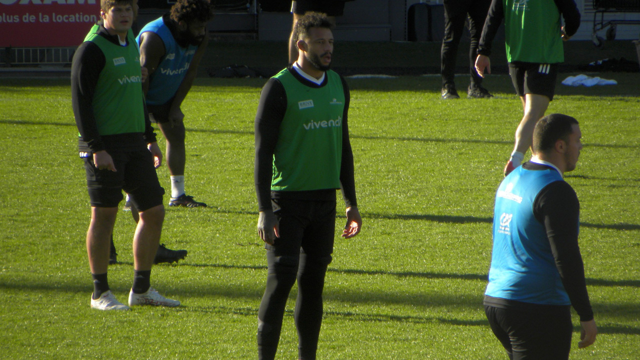 Transfert : le Stade Français se renseigne sur Courtney Lawes ...